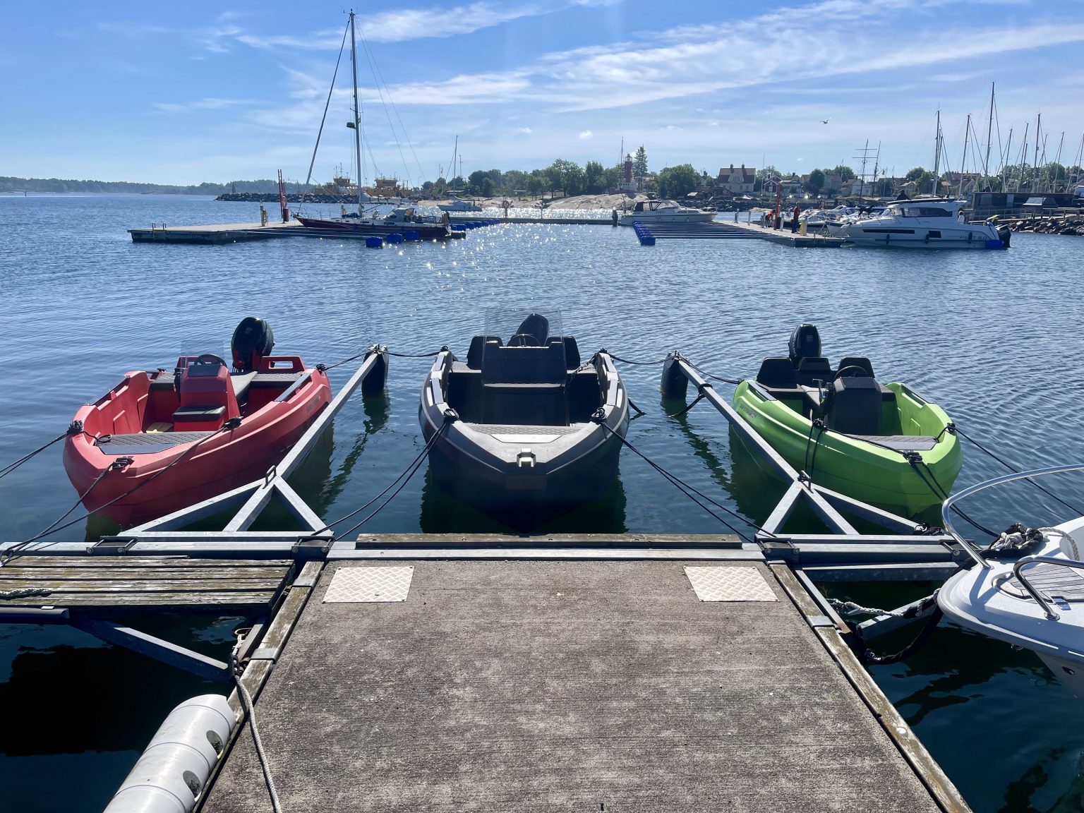 SeaStorm 17 HDPE Advantage - seastorm-boat.com