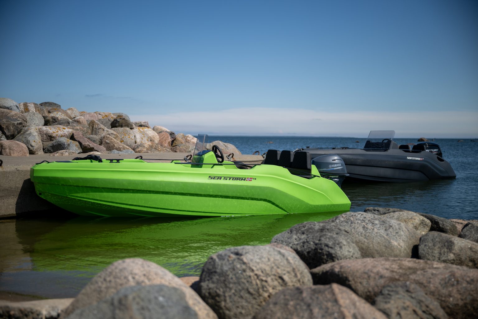 SeaStorm 14 HDPE Advantage - seastorm-boat.com