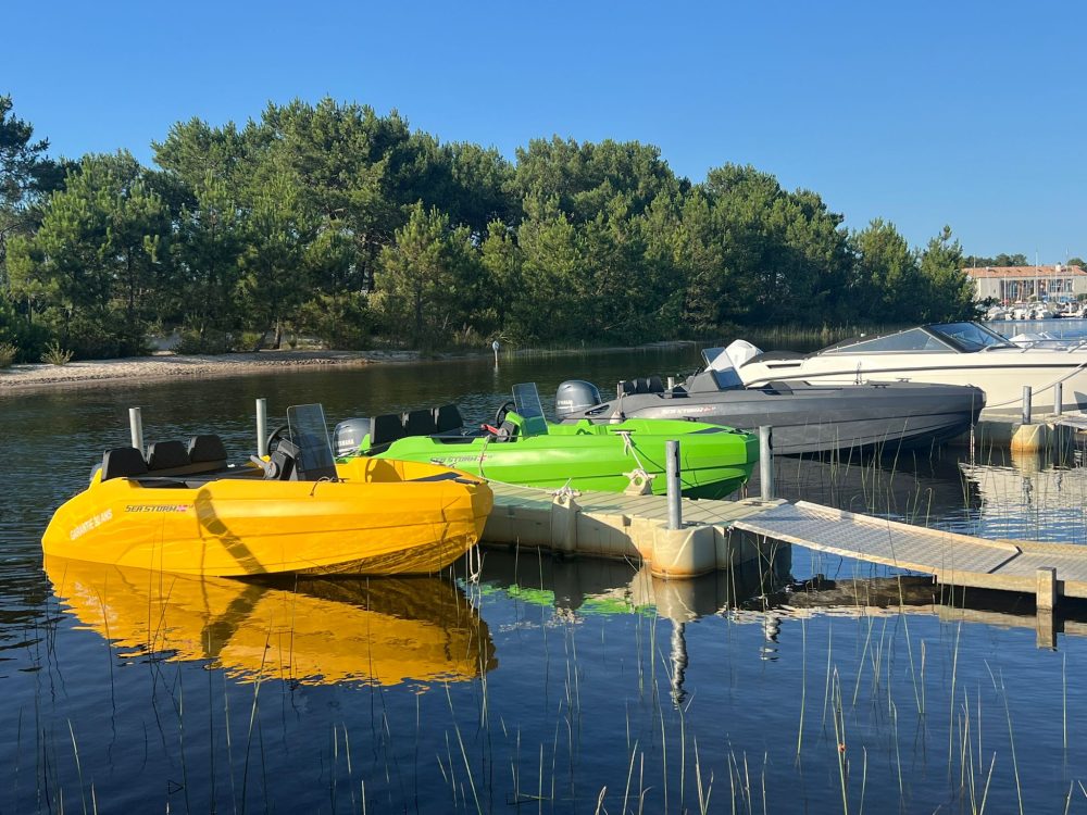 SeaStorm 12 HDPE Advantage - seastorm-boat.com